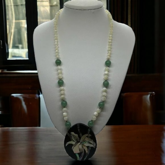 Lee Sands | Jewelry | Lee Sands Floral Inlay Pendant W 8 Bead Necklace ...